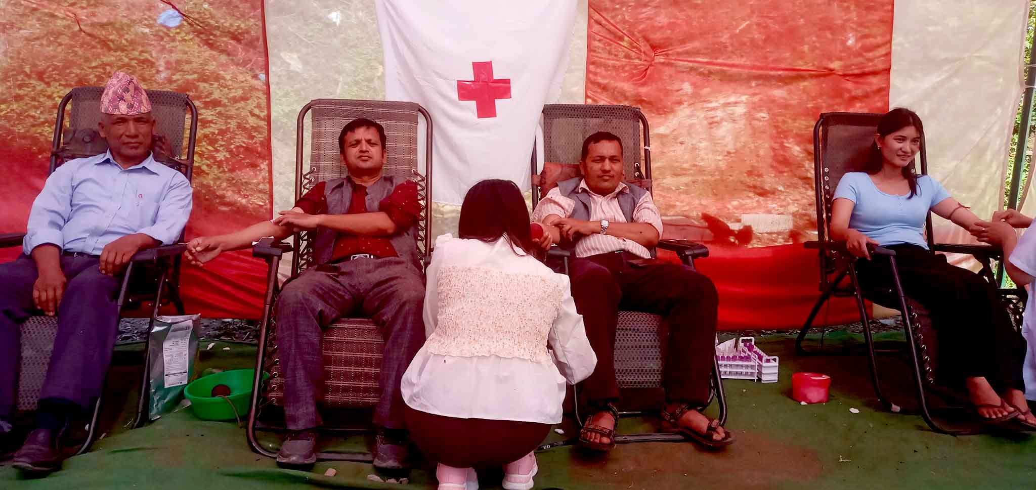 धादिङबेशीमा ६२ जनाले गरे रक्तदान | Bagmati Kalam